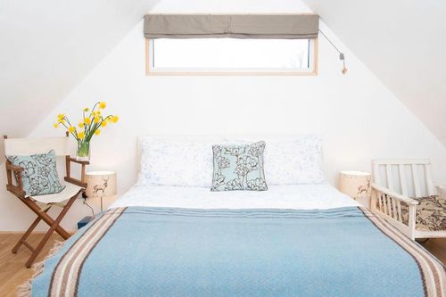 Bracklesham Bay Places to Stay and Lodgings | cozycozy