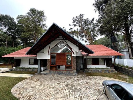Munnar Villas and Beach house | Best Price on cozycozy