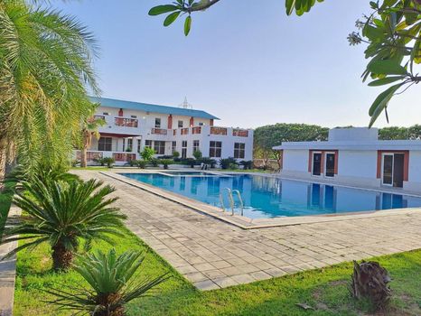 Faridabad Villas and Beach house | Best Price on cozycozy