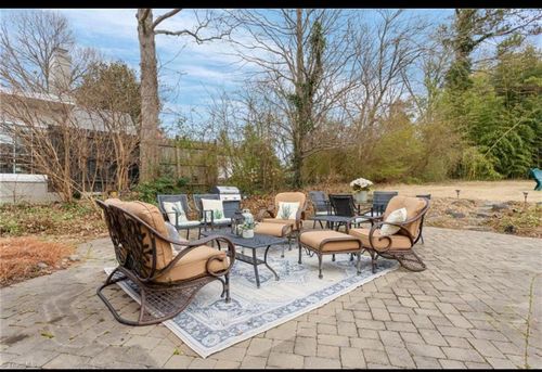 High Point, NC Villas and Beach house | Best Price on cozycozy