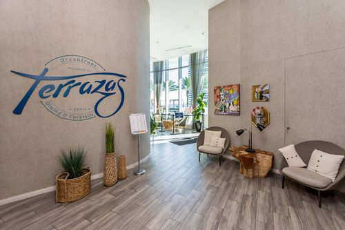 ★★★★★ A Million Oceanfront 2bdr/2ba Condo On The Beach - Hallandale Beach, FL