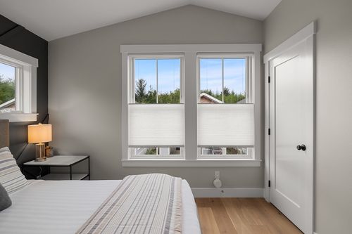 *New* Seabrook's Robins Nest: Dog Friendly, Hot Tub! - Santiago, WA