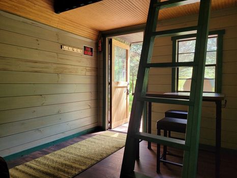 Fleetwood, NC Vacation rentals & Airbnb | cozycozy