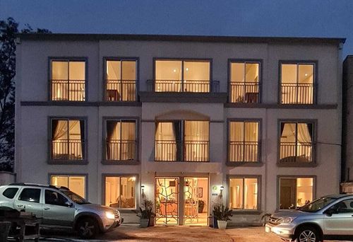 Lop Inn - San José