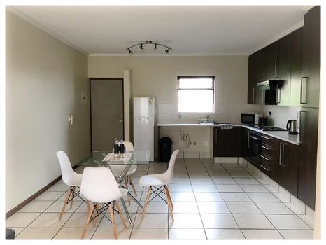 Compare cheap apartments in Centurion by cozycozy