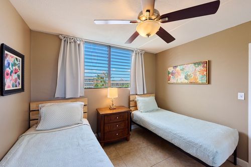 Steps To Beach! Beautiful Renovated 1 Bedroom - Maui, HI