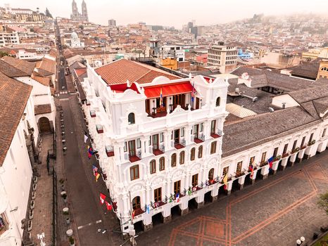 Hotel Plaza Grande - Quito