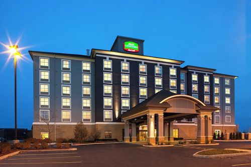 Courtyard By Marriott London - 