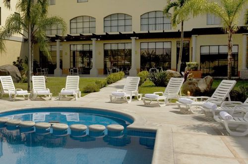 Todos los hoteles de Colima - Ofertas de hoteles baratos en cozycozy