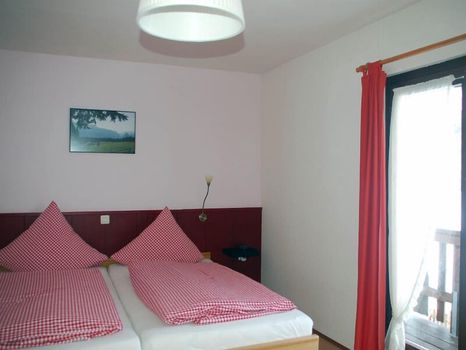 Apartment Anemone For 2 Persons With Balcony, Bedroom, Kitchen, 46 Sqm - Inzell