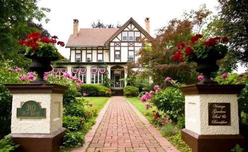 Vintage Gardens Bed & Breakfast - State of New York