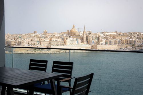Best View Fortina Luxury Suites - Malta