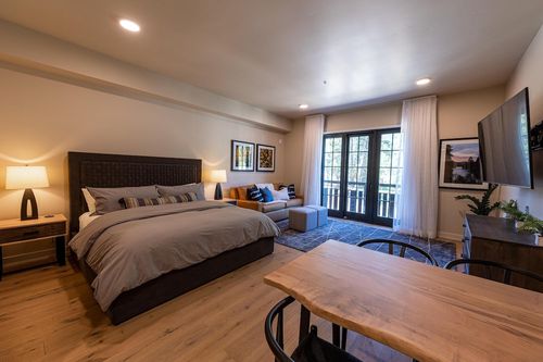 Comfy Condo|balcony|short Stroll To The Ski Hill - Tamarack Ski Resort, ID