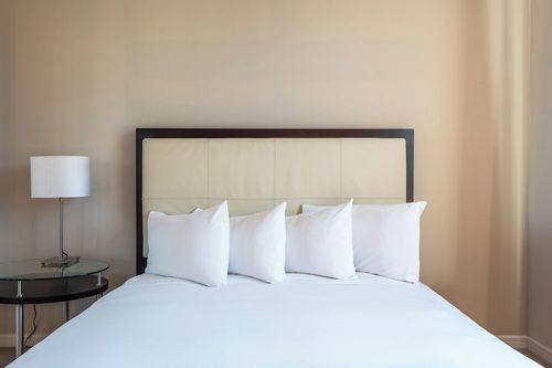 Carmana Hotel & Suites - 6400