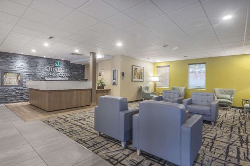 Quality Inn & Suites Downtown - Windsor