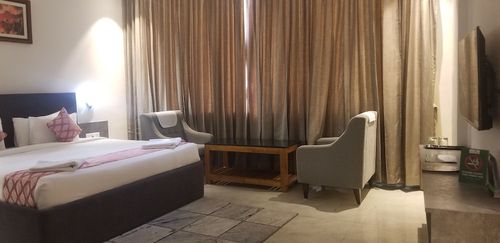 Resorts in Salem! Use cozycozy!