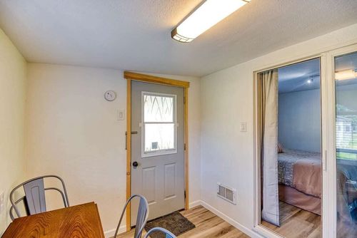 #Stayinmydistrict Lakeside Cottage - Umpqua Lighthouse State Park, Reedsport