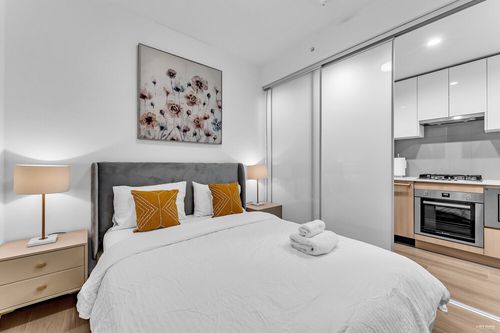Brand New 1b+1b Condo/new West - New Westminster