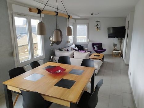 Cozy Apartment In Charming Sedan With Wifi Access - Bouillon