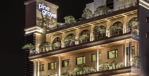Pine Grove Hotel - Gimhae