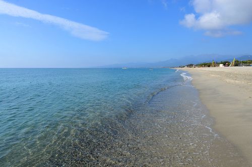 Village Vacances Ghisonaccia et Resorts | cozycozy
