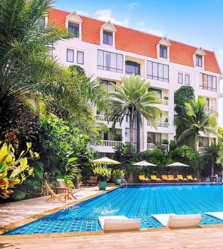 Royal Deluxe Double Room - Phnom Penh