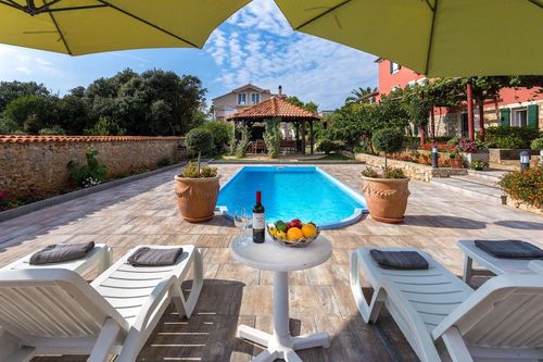 Ferienhaus Ugljan (Ort) Für 1 - 14 Personen Mit 7 Schlafzimmern - Ferienhaus - Dugi Otok