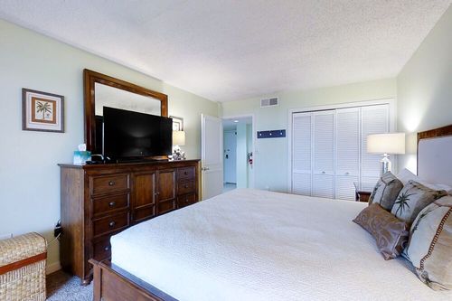 Peters Point Beachfront Park, Fernandina Beach: airbnb, hotels and ...