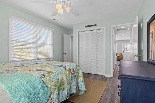 Almost Phamily! - 2 Bedroom Cottage In Atlantic Beach - Atlantic Beach, NC