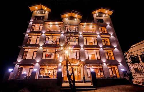 Hotel Smugglers - Manali