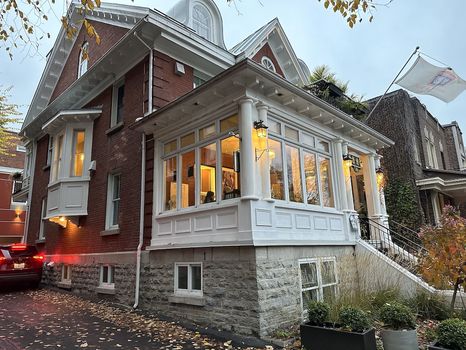 Auberge Aux Deux Lions - Quebec City