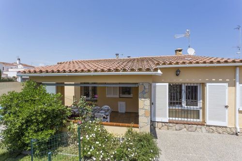 Ref. Gladiol: Villa Avec Piscine Privée à 250m Du Centre Touristique. - L'Estartit