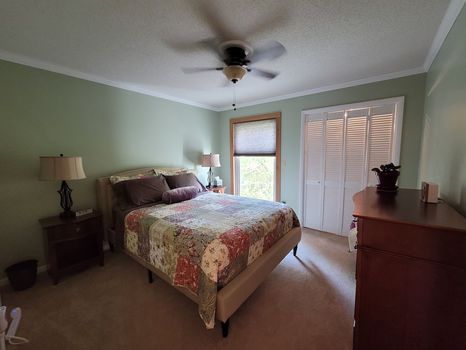Great Adult Retreat For Ten To Spread Out, 3 Queen & 4 Twin Beds, 2.5 Baths. - Cleveland, TN