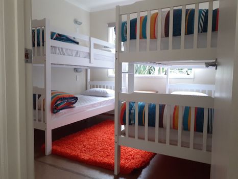 Ocean Beach Honey - Tairua Holiday Home - Tairua