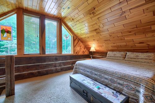 Authentic Log Cabin In A Park-like Setting. Just Minutes From Rock House! - Tar Hollow State Forest, Laurelville