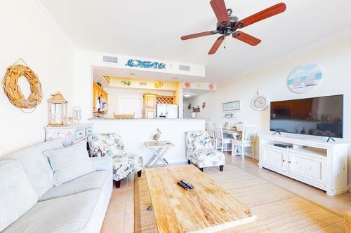 Plush Condo With Water Views, Washer/dyer & Ac - Pool, Hot Tub & Gym - Alabama