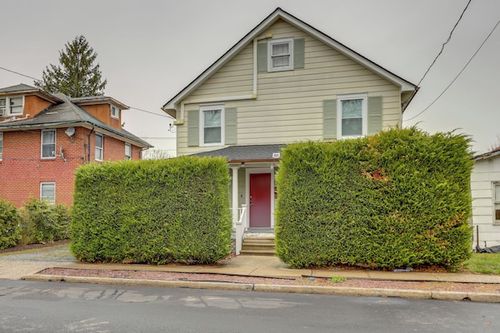 Walk To Campus & Palmer Square: Dtwn Townhome - Princeton, NJ