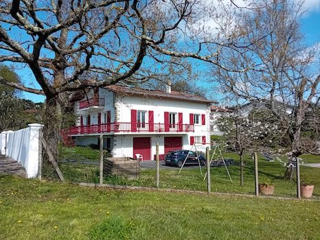 House 3bed, 2bath, Heated Pool, Bayonne, Beaches, Surfing, Hiking In The Basque Country - Bayona, Francia