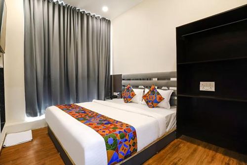 Glitz Hotels Freedom International - Mumbai