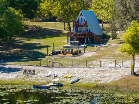 Lakefront Escape-hot Tub-firepit-rural Retreat - Mike Roess Gold Head Branch State Park, Keystone Heights