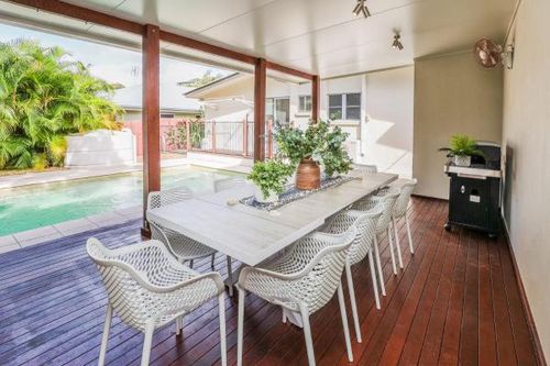 Sandy Burrows - Agnes Water, Queensland