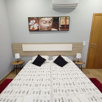 Lagos City Center Guest House & Hostel - Lagos