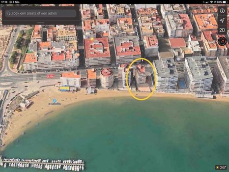 Ruim Appartement Aan Het Strand Met 4 Slaapkamers - Torrevieja