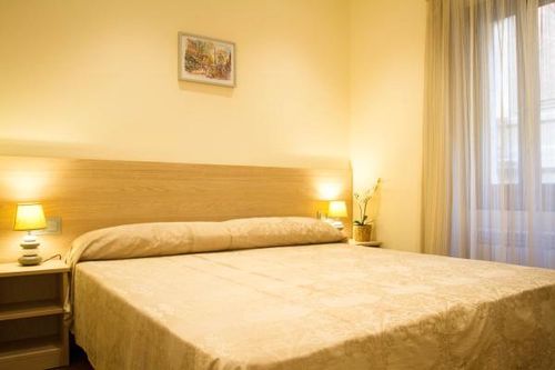 Hostal Excellence - Barcelona