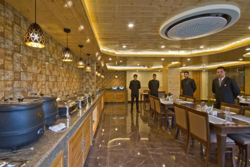 The Holiday Villa Resorts & Spa - Manali