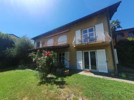 Golden Hill - Malcantone