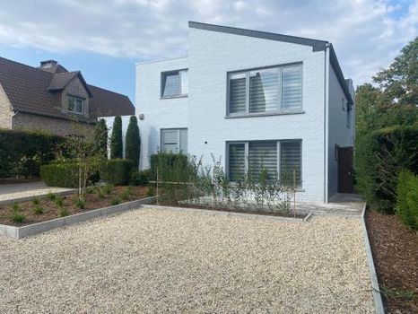 Route 123 Birchwood Pension - Bilzen