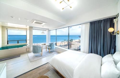 Busan Graysands - 釜山