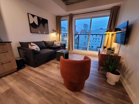 Condo Mid-century Modern Style - Pool/terrace - Quebec City