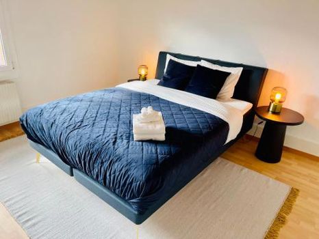 -The Urbanist- Lakeview Free Parking 2bd Fast Wifi - Steffisburg